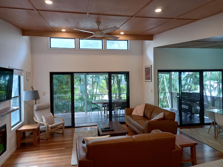 12 Naiad Court - Rainbow Shores. Aircon.pool - Rainbow Beach