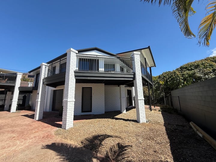 Sage At 80 Cooloola Drive - Rainbow Beach. Views. - Rainbow Beach
