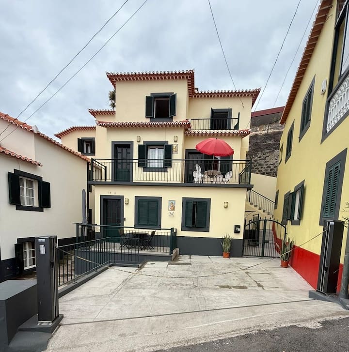 Traditional House - Beach | Gardens | Parking - マデイラ諸島