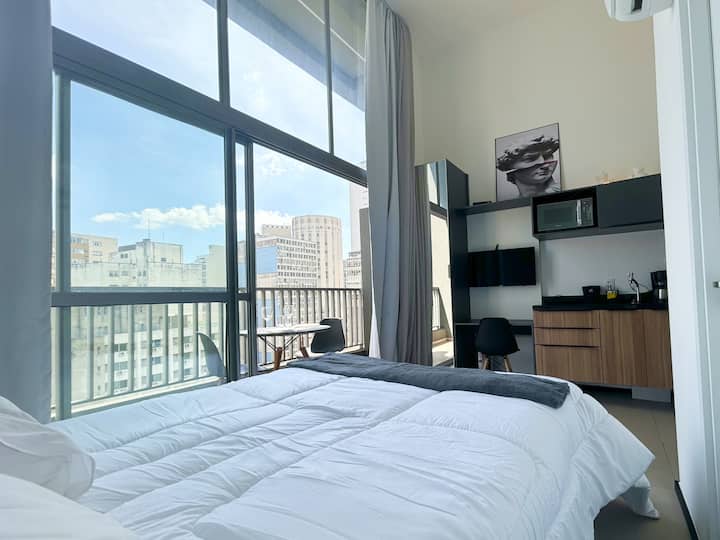 Centro Com Luxo| Pé‑direito Duplo | Prox Metro - São Paulo