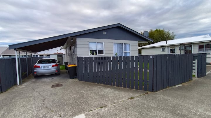 Charis - Invercargill