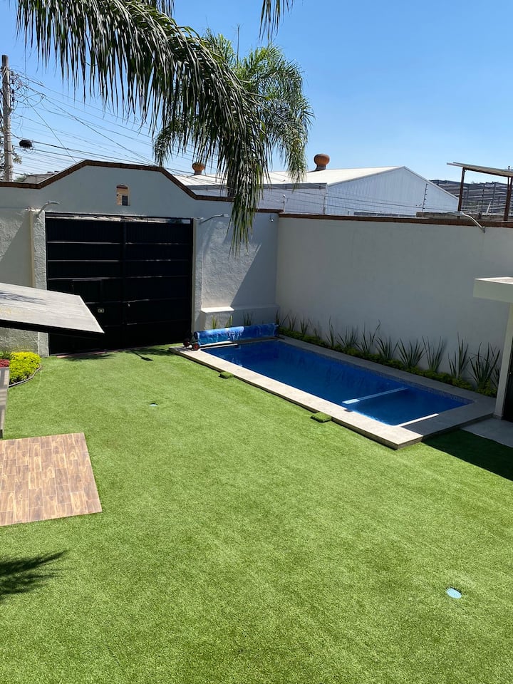 Casa Con Alberca Climatizada Cerca De Periférico - Tlaquepaque