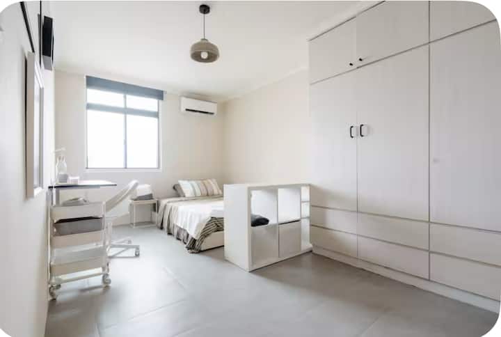 寧靜獨立房(內湖)|完整廚房 & 高速 Wifi - 內湖區