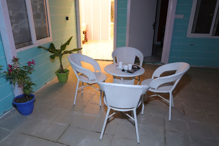 Cozy & Affordable 1bhk Stay For Families - Ayodhya