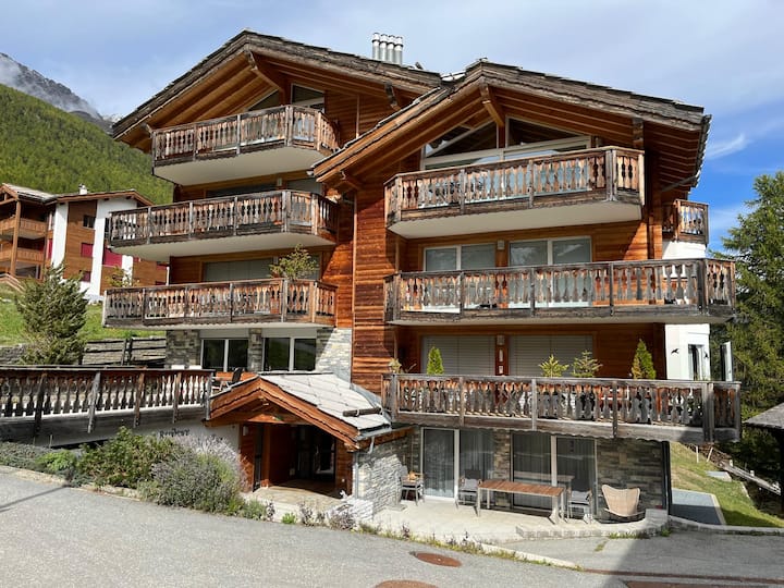 Cozy Apartment With Terrace & Village Ski Depot - Saas-Fee