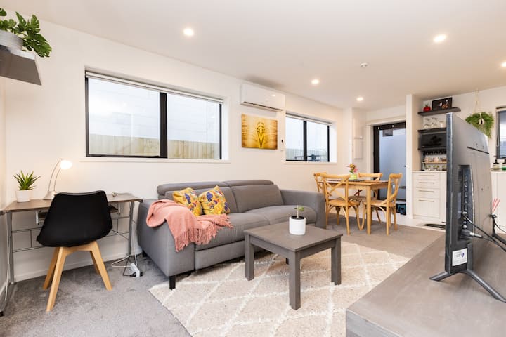 Steps To One Nz Stadium Sleeps 5 Cbd Stay - Christchurch
