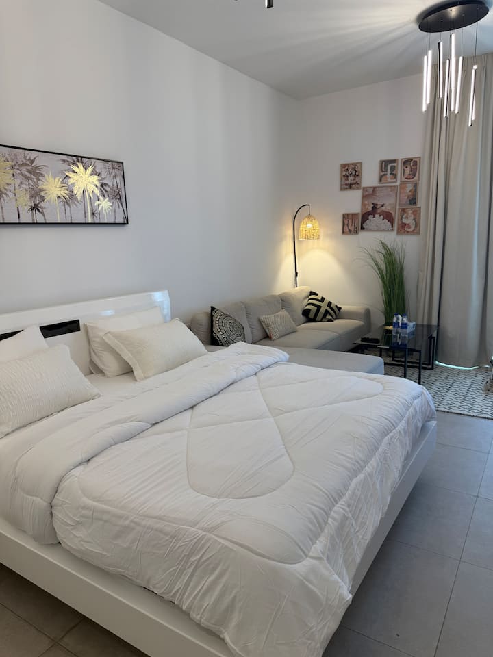 Nice Apartment At Aljada (Big Size Studio) - Sharjah
