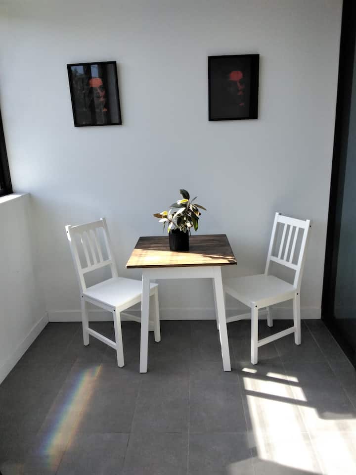 Spacious Modern Studio Apartment Dee Why - Manly