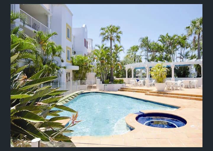 Newly Renovated Coastal Escape - Miami Beach - Gold Coast