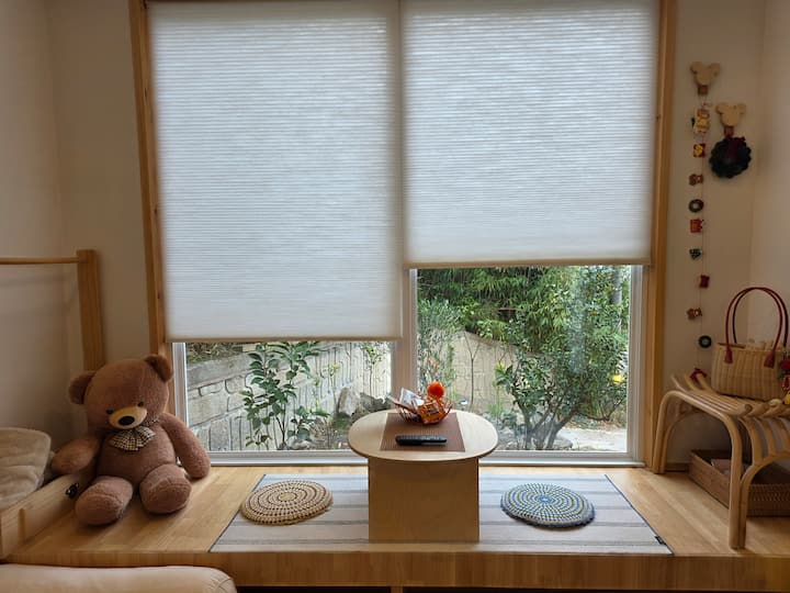 (세이지하우스밖거리)제주공항20분,신축제주식돌집,애월해안로15분,먼바다뷰,애조로.평화로인근 - Jeju-si