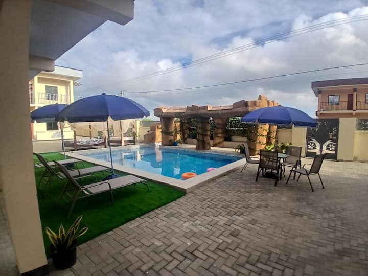 Maitidi Place Cozy 2-bedroom Apartment  With Pool - Suriname