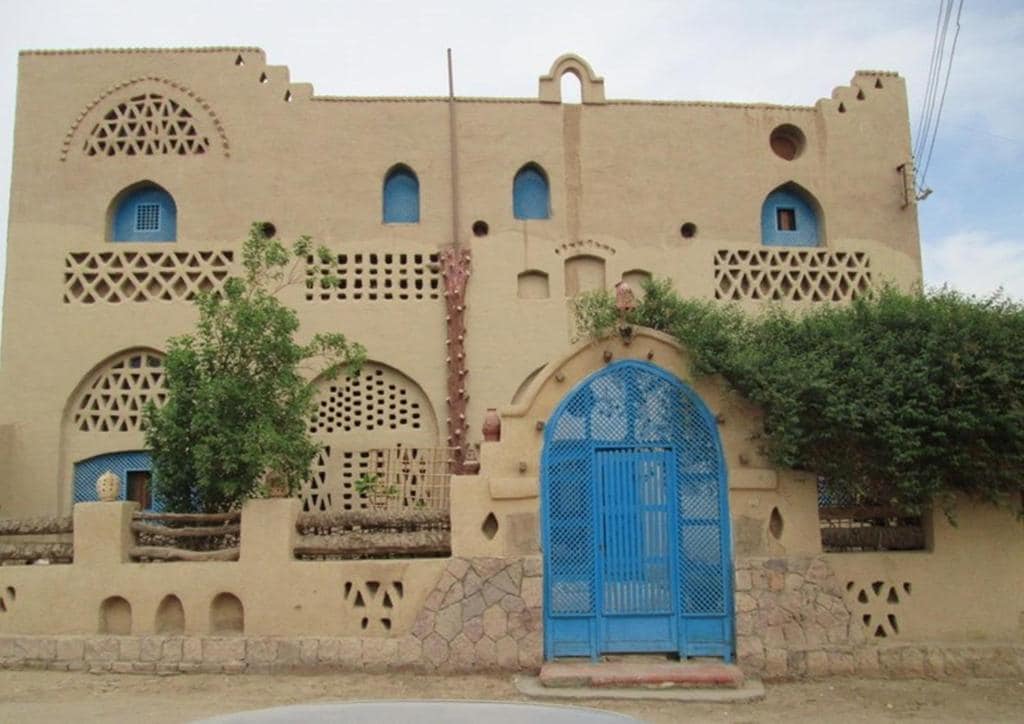 Scorpion House Luxor | Gamar Room - Dome houses for Rent in Al Qarna ...