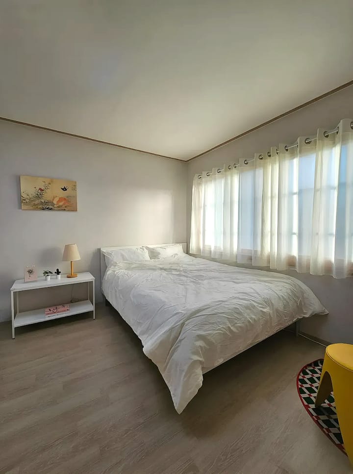 광안리(메리네집)
#미스터멘션#6인(최대8인)#주차#전통#자개장식 - Busan