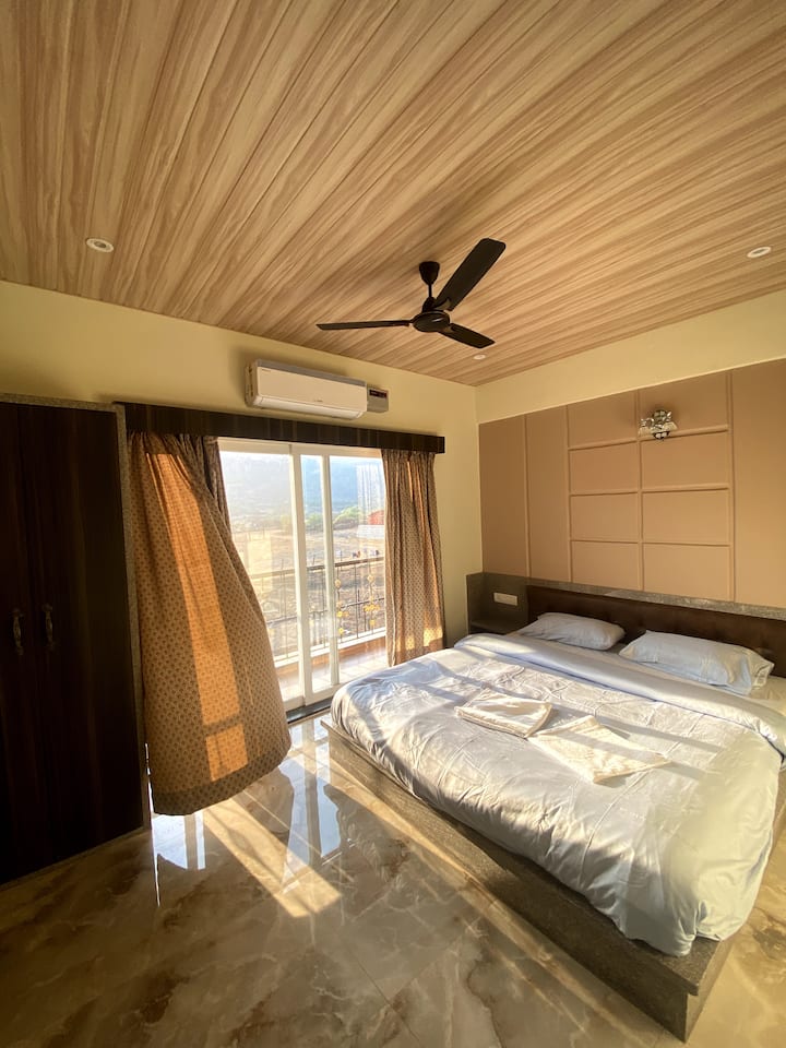 Villa 1 Ii Private L Shape Pool Ii 3bhk - Lonavla
