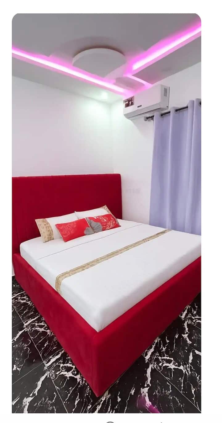 Prise En Charge à L'aéroport Disponible Sur Demand - Lomé