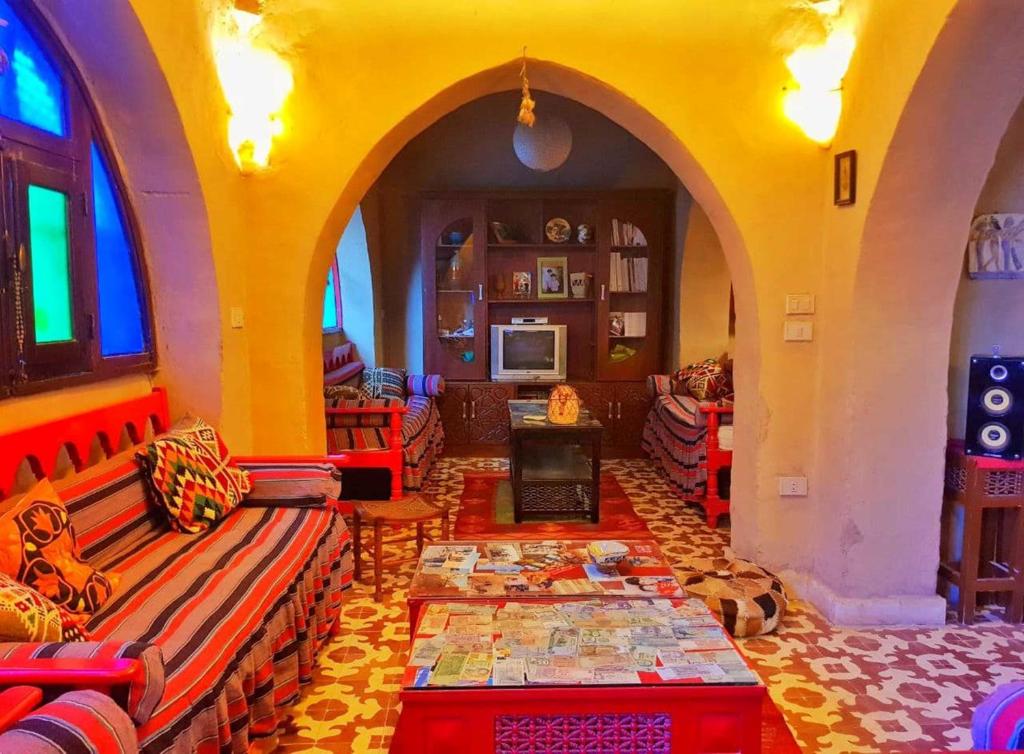 Scorpion House Luxor | Oasis Room - Dome houses for Rent in Al Qarna ...