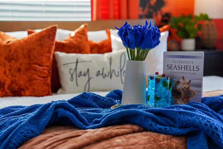 Coastal Retreat: Pool/pickleball/family Resort Fun - Bradenton, FL