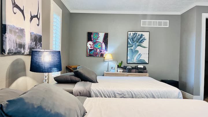 Guest Bedroom In Large House. - Overland Park, KS