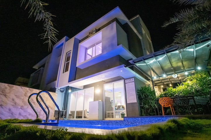 Times Happiness | 3bhk - Private Swimming Pool - Khopoli