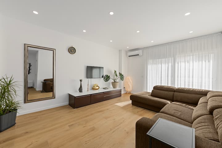 Apartamento Moderno Con Terraza Y Mar - Roses