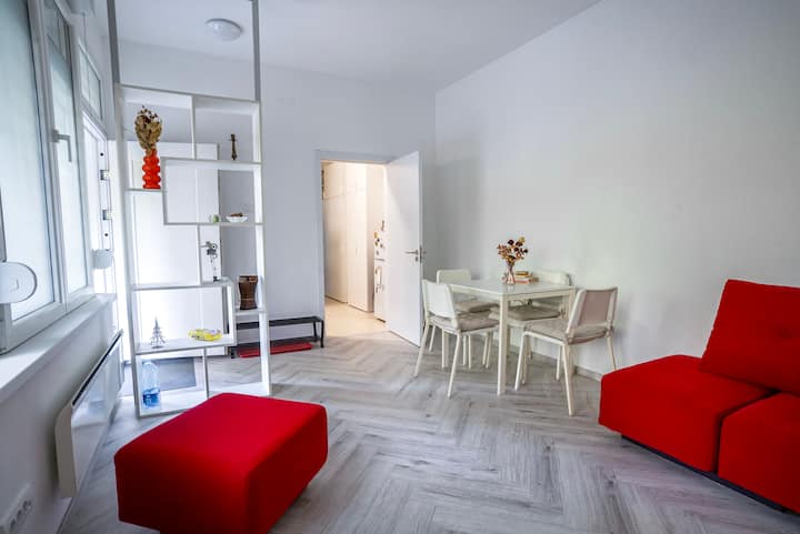 District 62 - Belgrade Nikola Tesla Airport (BEG)