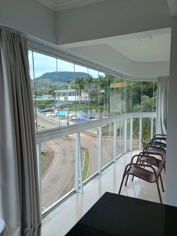 Apartamento Completo
Roupa De Cama Incluso - Piratuba