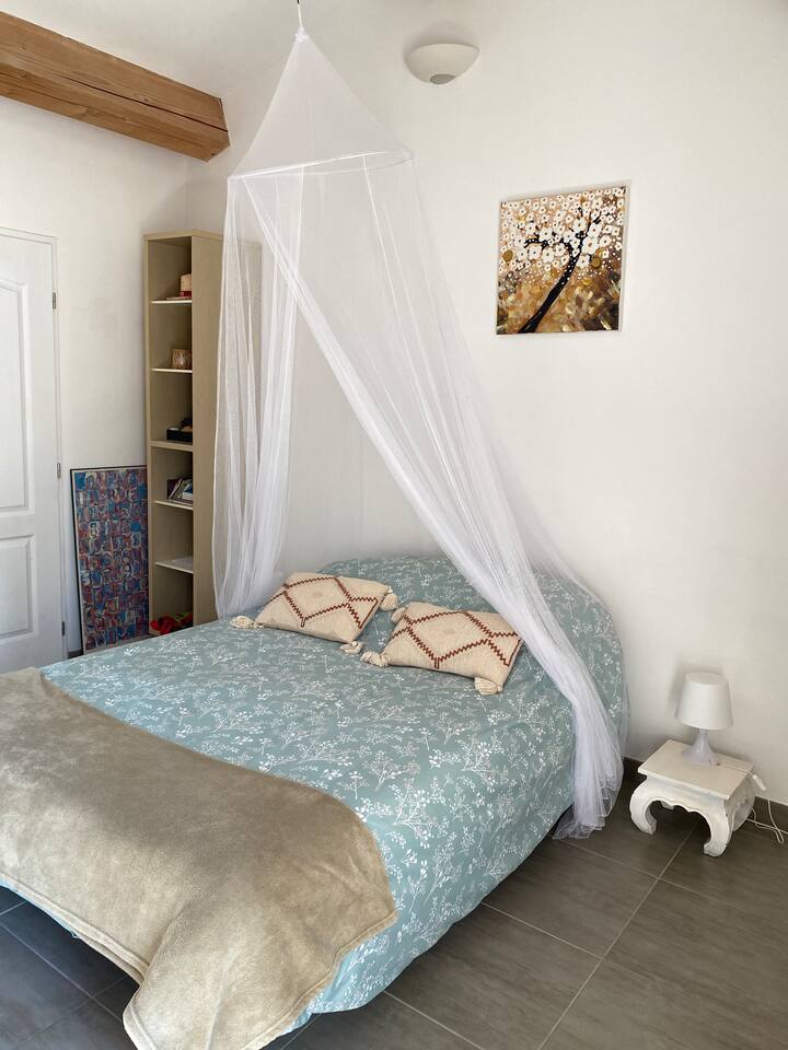 Studio Pour 2 Personnes Sur Allauch - Allauch