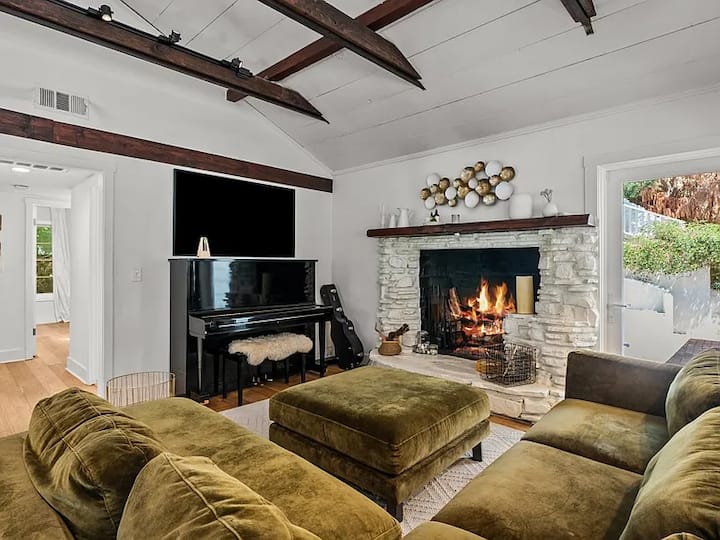 The Treehouse - Los Angeles, CA