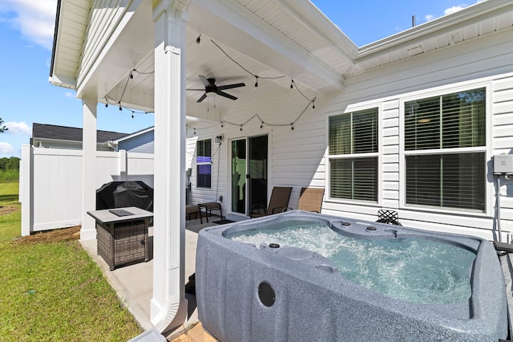 Winter Getaway-hot Tub! Mins To Golf & Beach - Ocean Isle Beach, NC