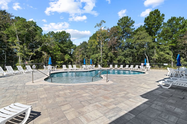 4bed- Family Fun: Game Room + Pool + Bbq + Hot Tub - Sunset Beach, NC