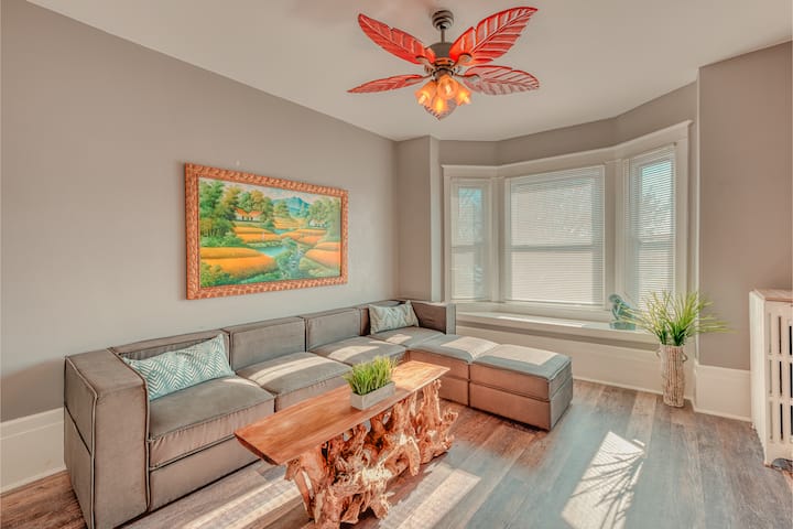 Historic Riverfront 1br W/ River Views - Harrisburg, PA