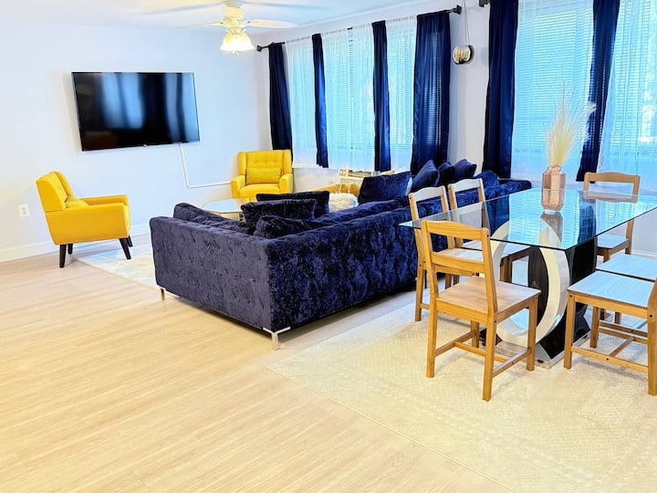 3 Bedroom Condo Downtown Silver Spring, Maryland - Silver Spring, MD