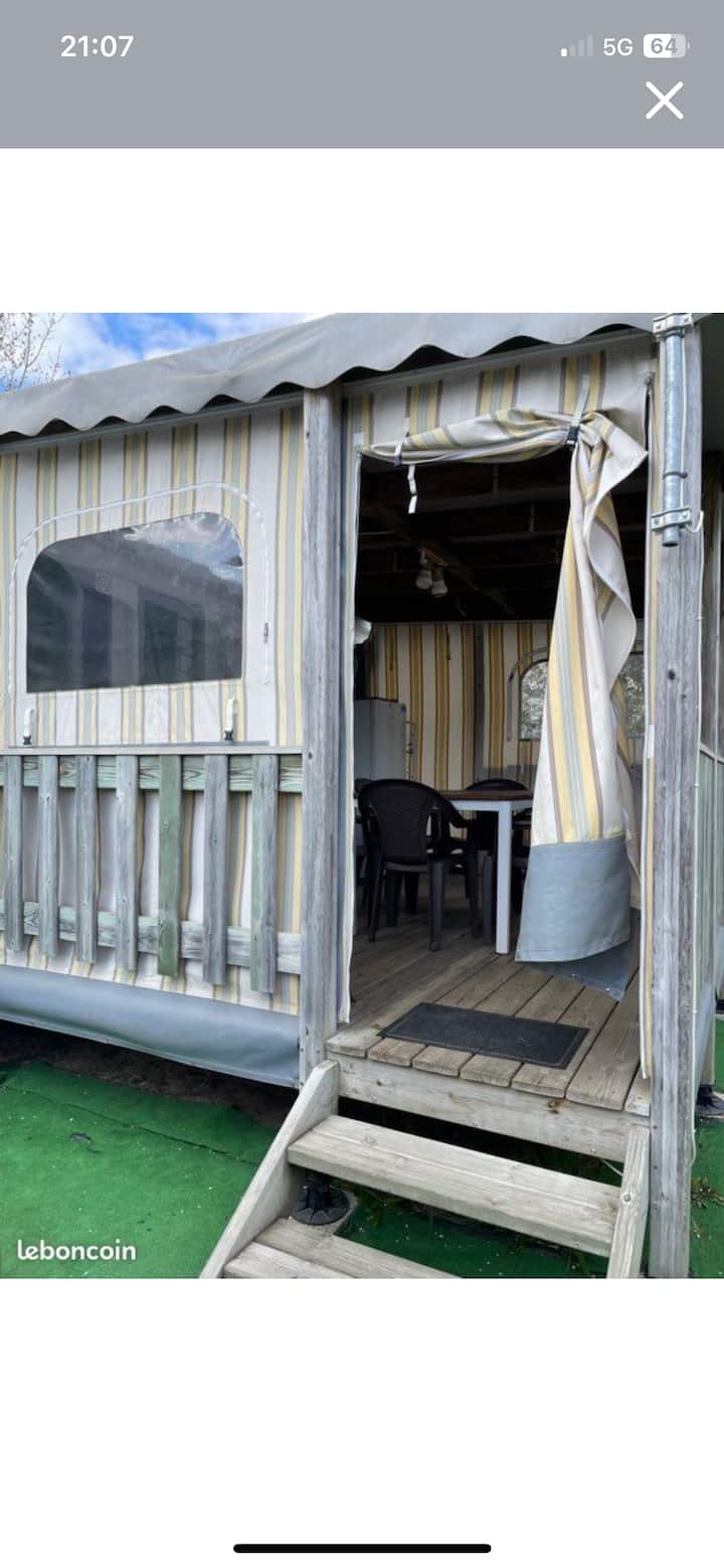 Un Bungalow Spacieux Et Lumineux Au Calme - Saint-Hilaire-de-Riez