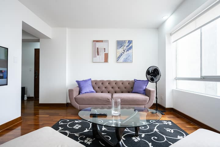 Steps To The Ocean 3br/2.5ba Miraflores | King Bed - Lima