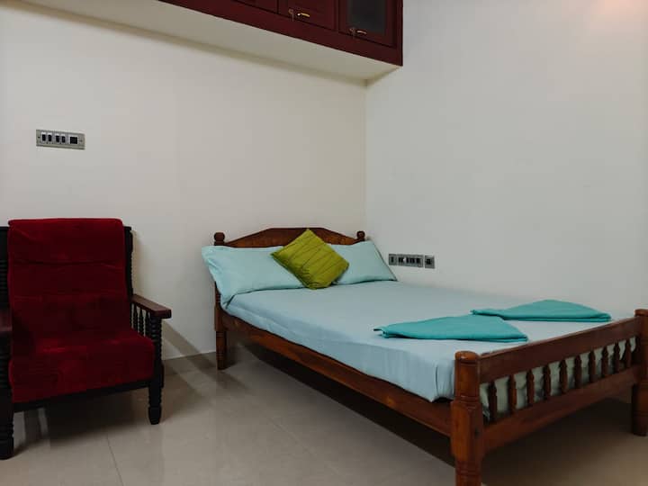 Rhythm Residency Guruvayur - East Nada - Guruvayur