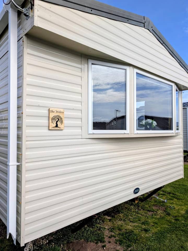 The Willow Caravan Holiday Home - Eyemouth