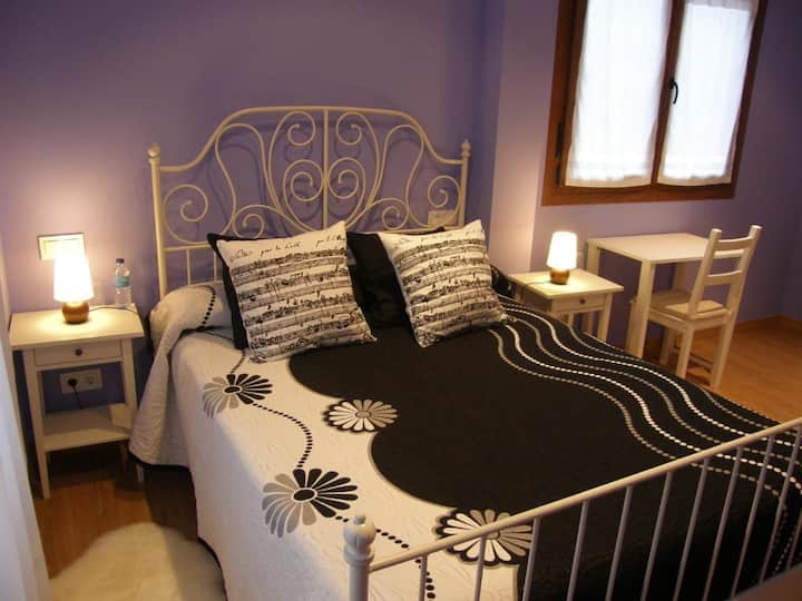 Yurta En El Valle Encantado - Carranza