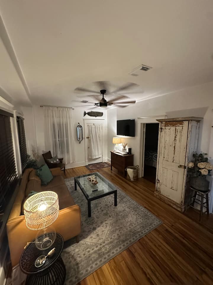 Cute Bungalow Downtown New Port Richey… - New Port Richey, FL
