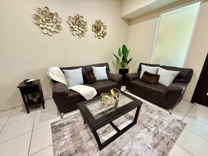 2br Luxury Apartment | Next To Us Embassy - Honduras