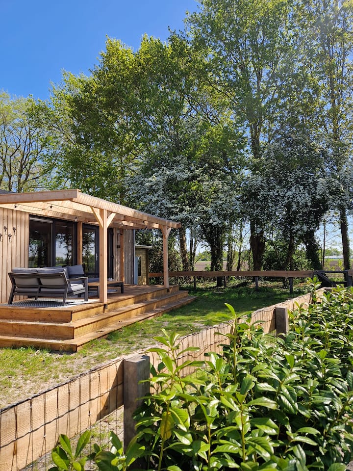 Knus En Luxe In Tiny House "Bosplekkie" - Netherlands