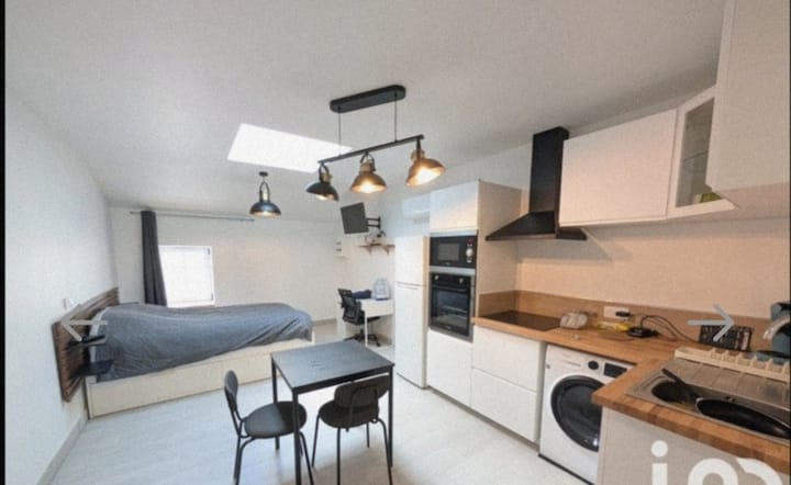 Studio Meublé - Centre-ville - Lussac-les-Châteaux