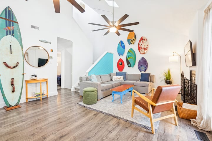 The Salty Seagull • Family-friendly Beach House - Virginia Beach, VA