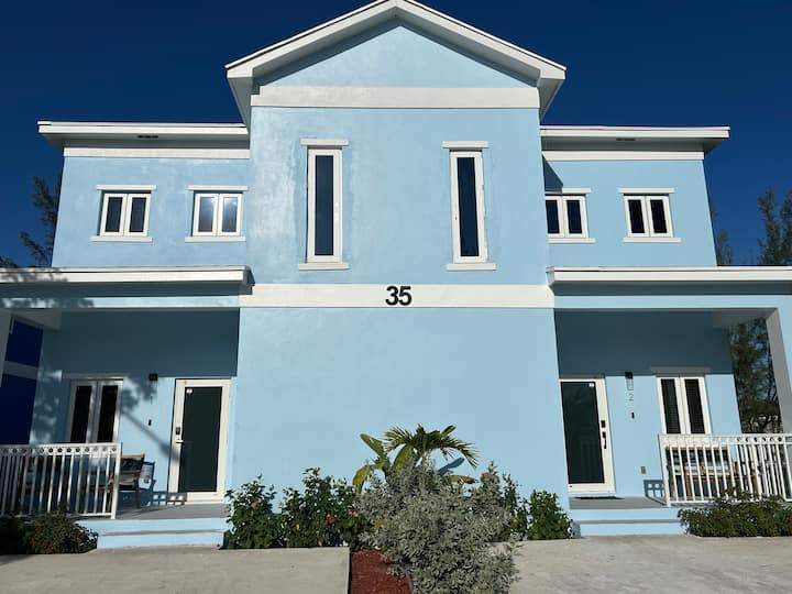 6 Beds/6 Baths, 2 Private Splash Pools, New 2025! - Nassau