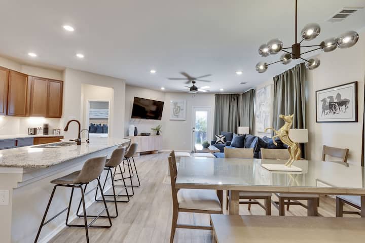 The Autumn House - Georgetown, TX