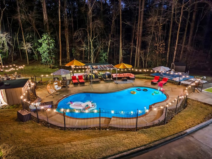 Lux Atl Estate Pool/hot Tub/sauna/pickleball/groom - Atlanta, GA