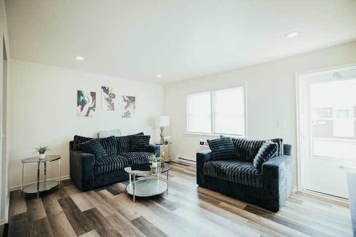 Modern 2br: Perfect For Travel Nurses & Executives - Van Buren State Park, Van Buren