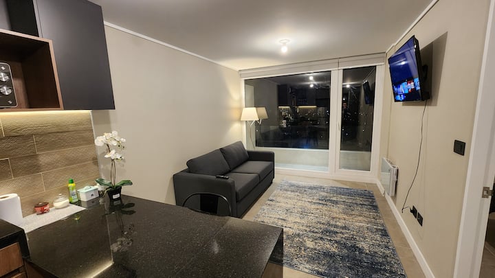 Depto. Moderno, Nuevo. Excelente Ubicación Parking - Los Angeles