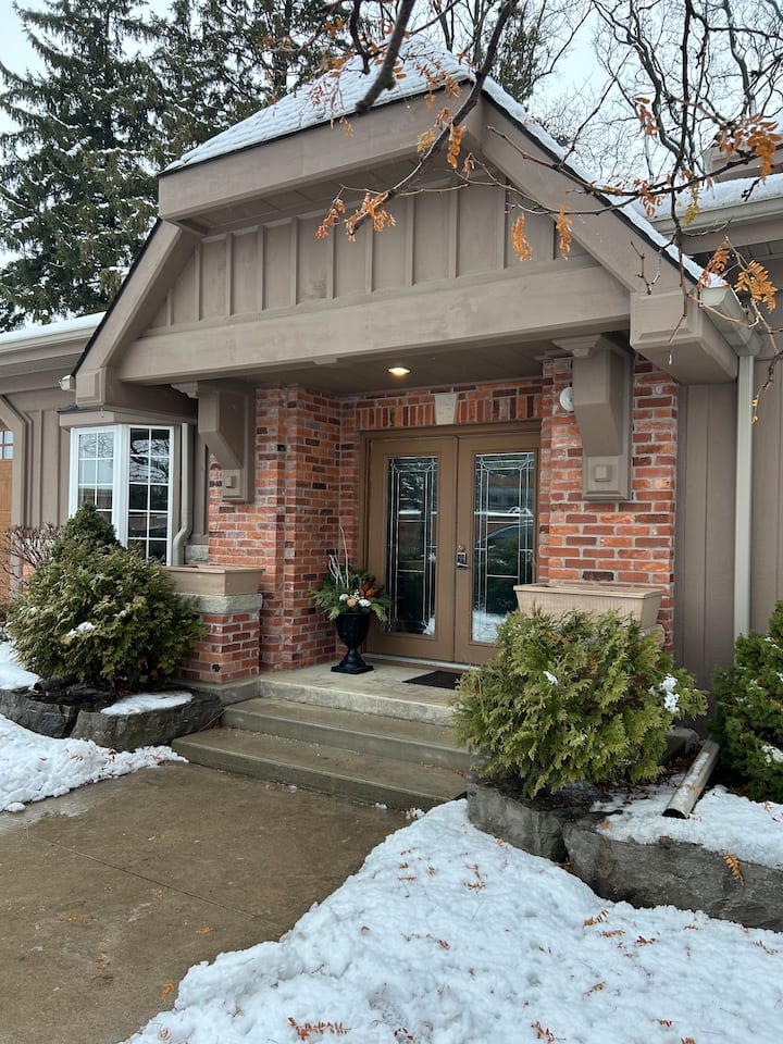 The Windmill Studio - Burford, ON, Canada