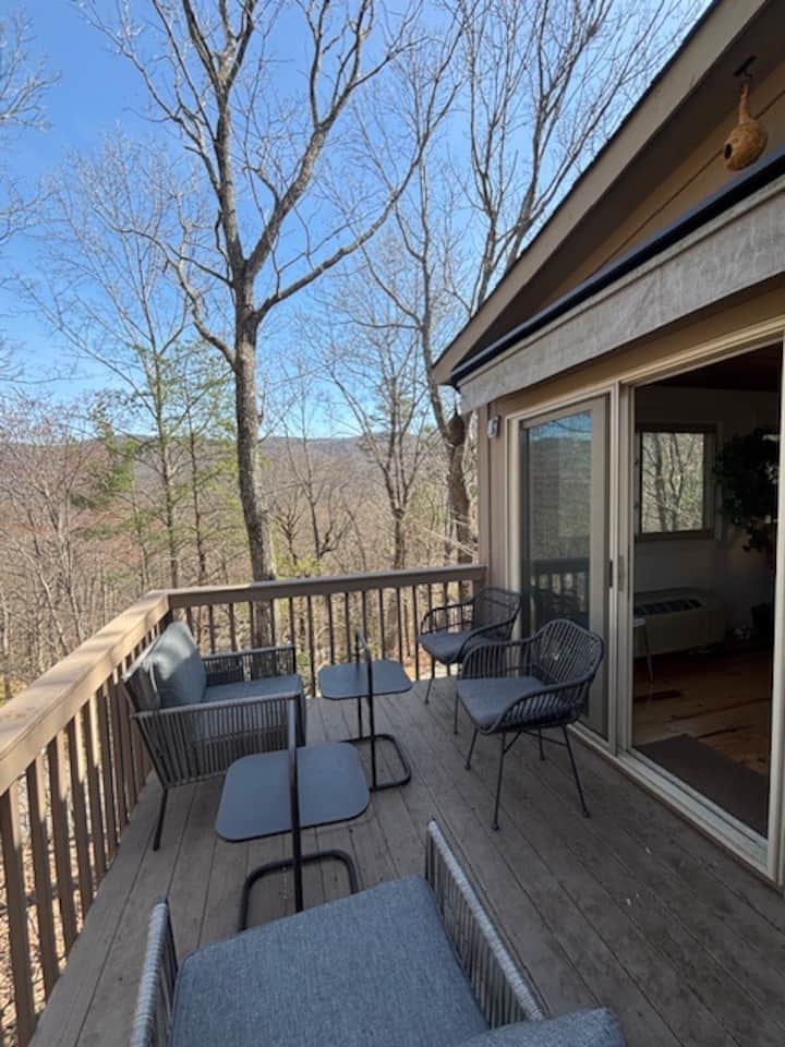 Bent Tree Family Retreat | Hot Tub + View Deck - Jasper, GA