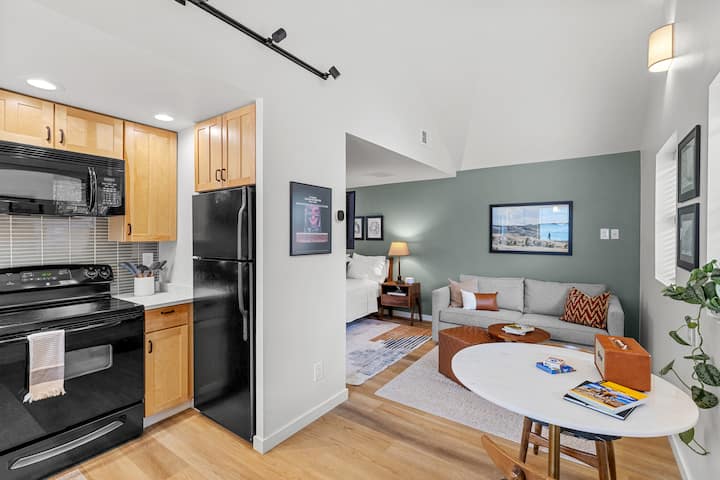 The Bungalow Denver - Englewood, CO